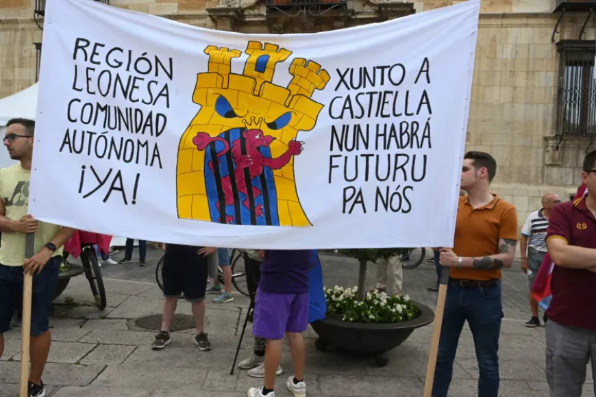 La Región Leonesa en Castilla y León: Historia, Identidad y Desigualdad ...